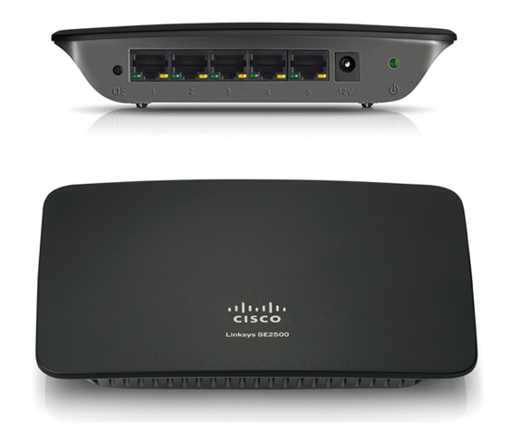 Buy Cisco Linksys SE2500 5 Port Gigabit Ethernet Switch [SE2500] | PC ...