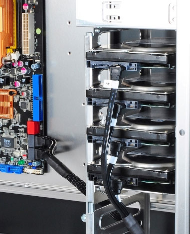 Buy Lian Li SATA Cable x4 Black [LL-SATA-LT90-4] | PC Case Gear Australia